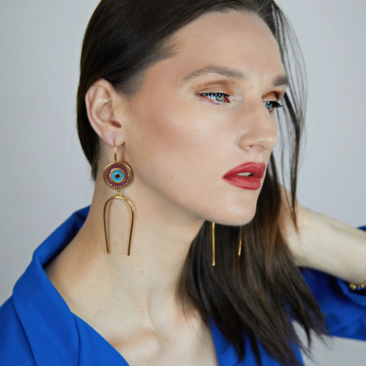 DIVINITÉ – Valeri Christina